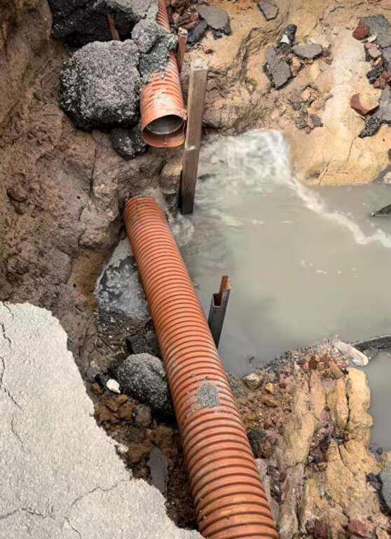 Vereador cobra solução definitiva para esgoto a céu aberto em Nova Odessa Vereador cobra solução definitiva para esgoto a céu aberto em Nova Odessa